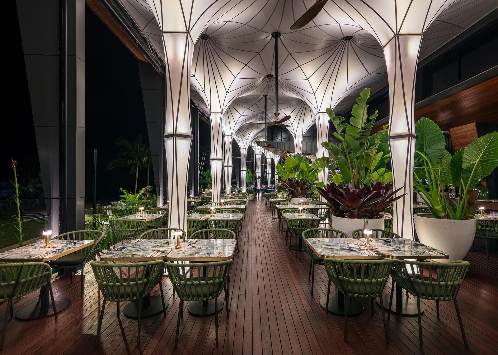 Contact - 8 at Trinity Restaurant