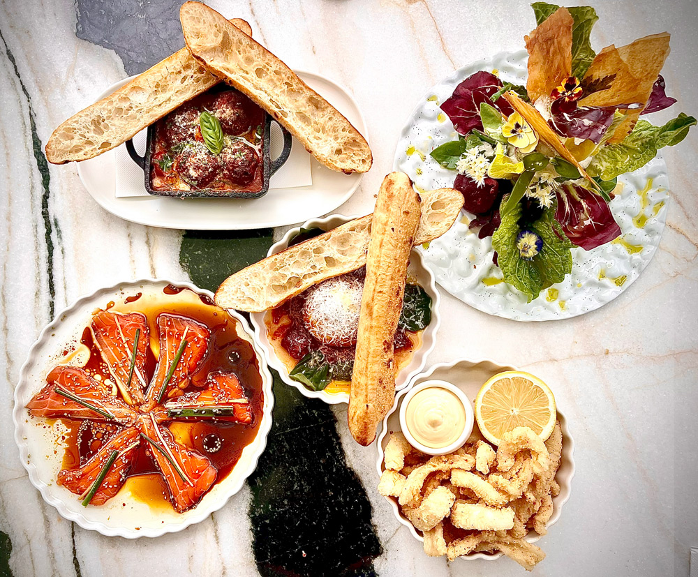 A Restaurant at Lake Macquarie | 8 at Trinity